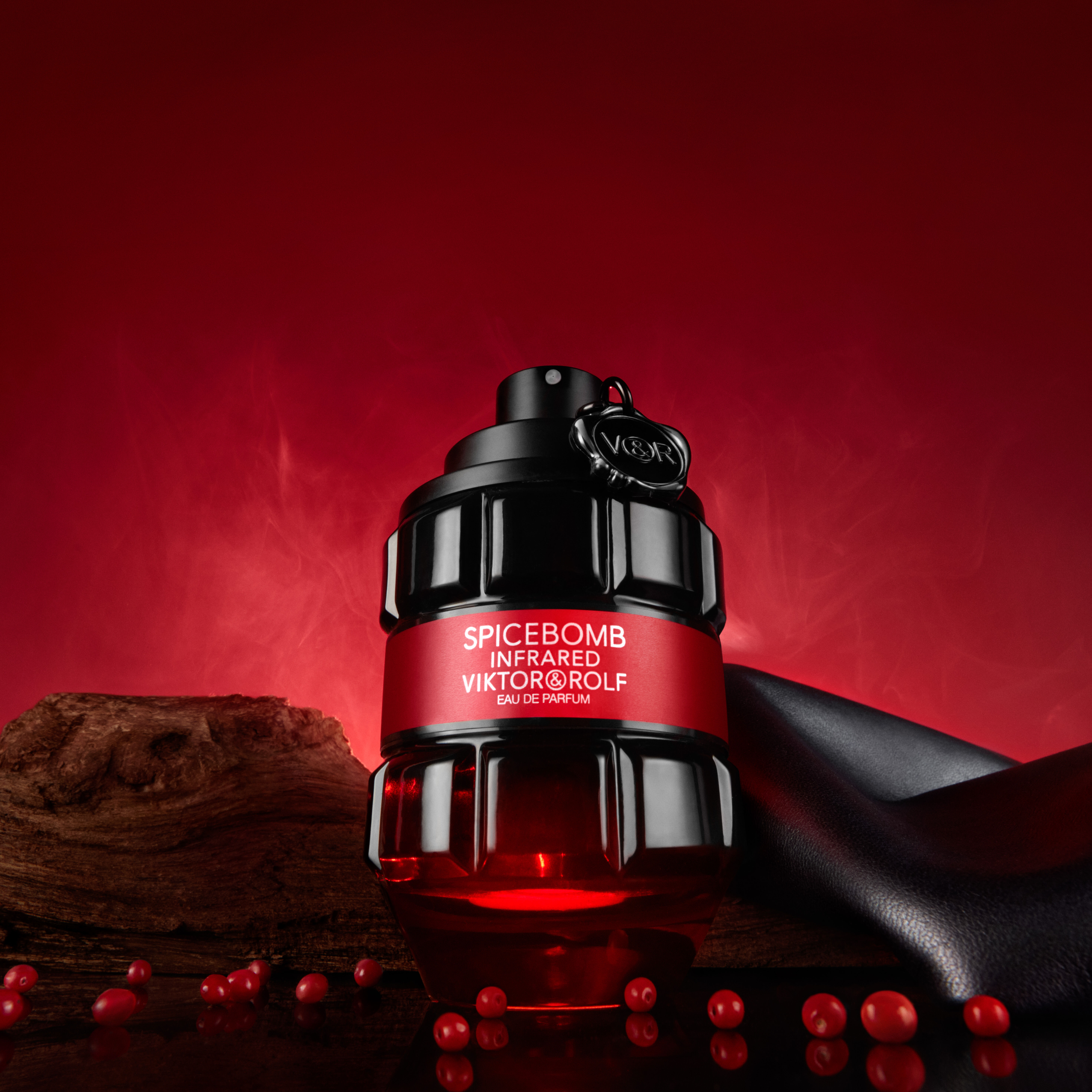 Spicebomb Infrared EDP Cologne | Viktor & Rolf Official Site